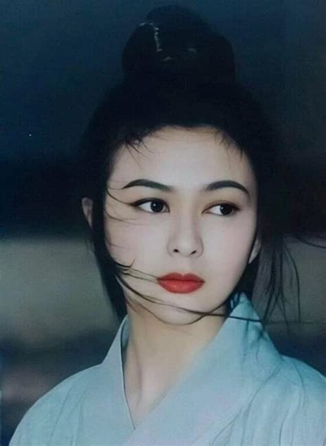 Quan Chi Lâm đẹp Nhường Nào Mà Năm Lưu Đức Hoa Muốn Lấy Làm Vợ Cô Còn