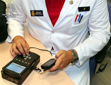 Punto Cero Especialistas En Informatica Forense De La PolicÍa Nacional