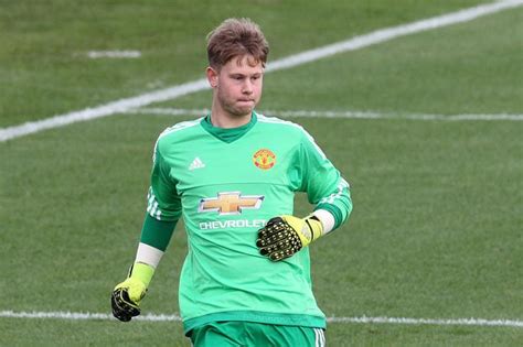 Manchester United Keeper George Dorrington On Trial At Huddersfield
