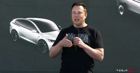 테슬라 3000만원대 ‘반값 전기차 내놓나2차전지株 강세