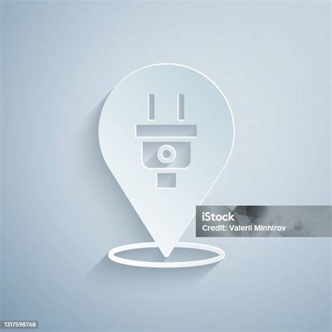 종이 는 회색 배경에 격리 된 전기 플러그 아이콘을 잘라 전기의 연결 및 단절의 개념 종이 아트 스타일 벡터 3차원 형태에 대한