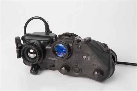 Testing Thales Dismounted Soldier Night Vision Optronics Edr Magazine