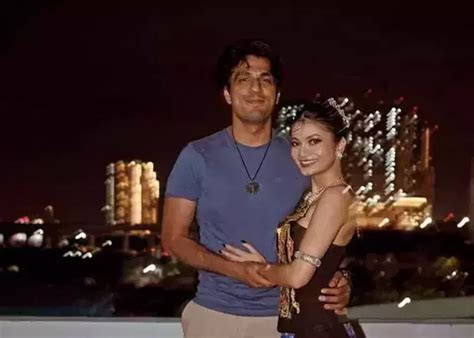 Ratu Sofya Sebut Hubungannya Cornelio Sunny Tidak Dapat Restu Dari Keluarga