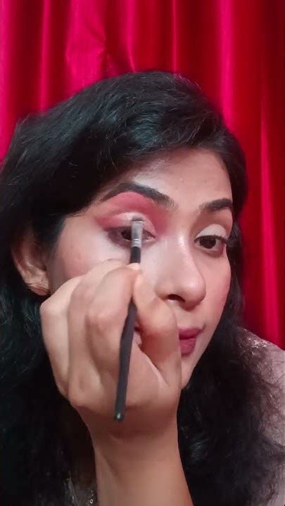 Viral Eyeshadow Hack Shorts Viral Hacks Makeuphacks Eyeshadow