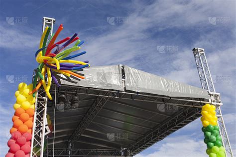 室外金属框架舞台