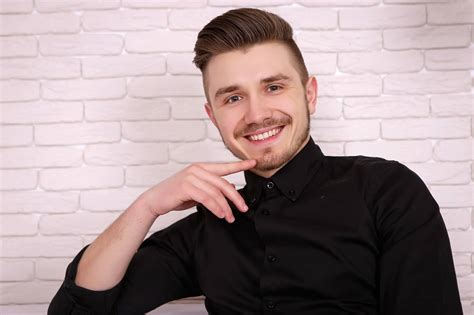 Ведучий • Андрій Онишко