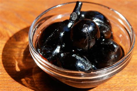 ჩაის სახლში შეგიძლიათ შეიძინოთ 80 ჩაის სახლი • Tea House Facebook