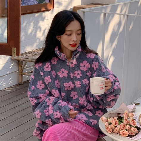 아더먼데이 박시핏🔥후끈후끈 플라워덤블 양털 아노락맨투맨 겨울맨투맨 하이넥 꽃패턴 퍼점퍼 캠핑룩