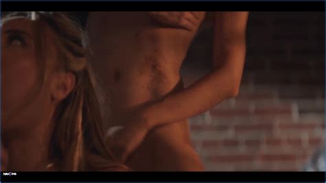 Girls Get Infected And Mutate Into Zombies Wild Lesbian Sex Intporn Forums