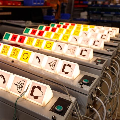 signal light columns