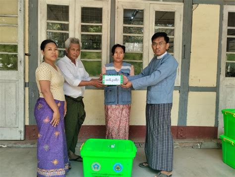 စလင်းမြို့နယ် အုန်းတောကျေးရွာ၌ မီးဘေးကြောင့် ပျက်စီးဆုံးရှုံးသွားသော နေအိမ်ပိုင်ရှင်အား ထောက