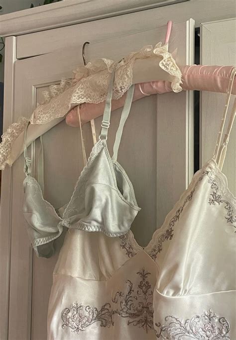 Pin By Frannie On Cute Girly Fashion Feminine