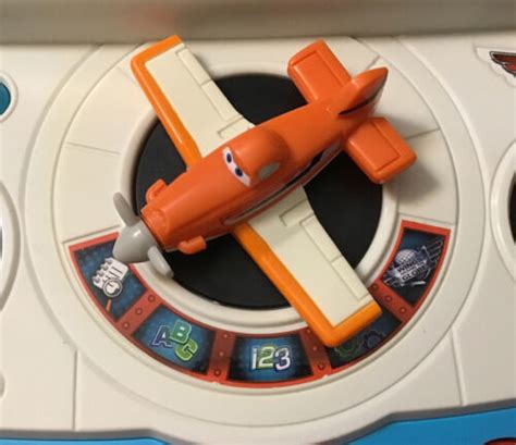Vtech Disney Planes Learning Laptop 5 Modes Of Play 20 Activities 80145300 4579266416