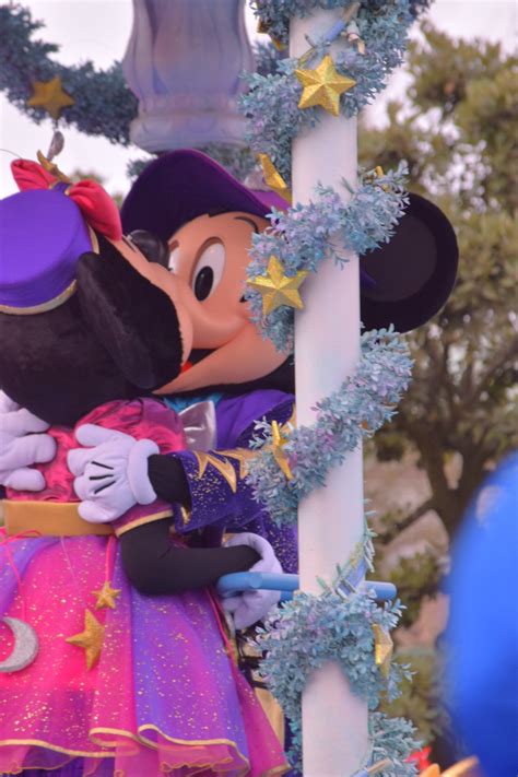 Mickey And Minnie Kissing While They Perform In A Parade In Disneyland Paris Mickey And Minnie Kissing While They Perform In A Parade In Disneyland Paris