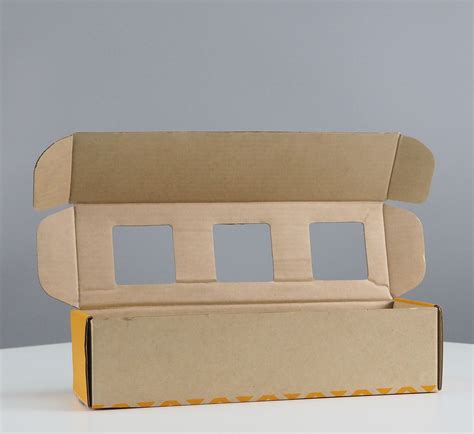 กล่องกระดาษลูกฟูก เจาะหน้าต่าง กล่องสำหรับใส่แยม