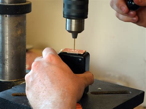 Non Contact Voltage Detector Make