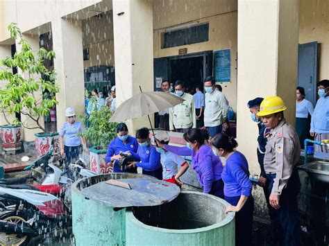 ဟင်္သာတမြို့နယ်အတွင်း စာသင်ကျောင်းများတွင် သွေးလွန်တုပ်ကွေးရောဂါ ကာကွယ