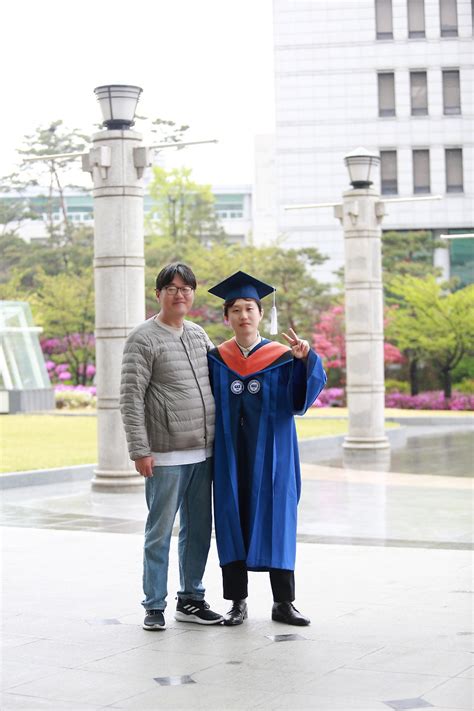 4 졸업 사진 미리 찍은 것