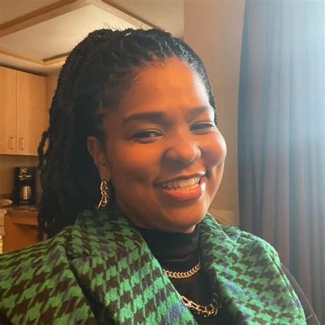 Lakia Que Elleisforlakia • Threads Say More