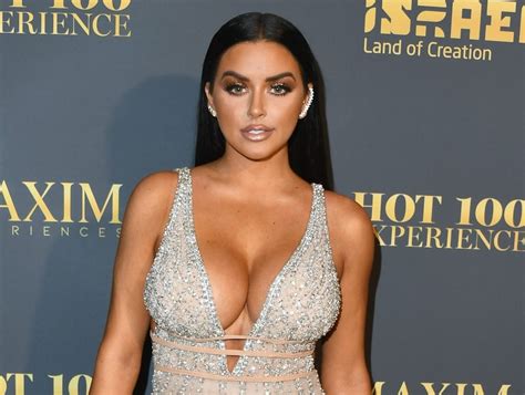 Abigail Ratchford La Reina De Instagram En Un Bikini Que No Pudo Con