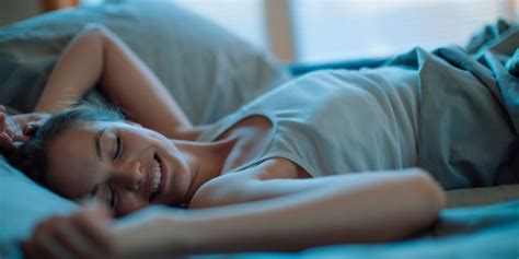 What She S Thinking During Oral Sex AskMen