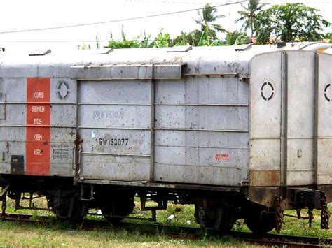 Arsip 76r Gerbong Barang Indonesia