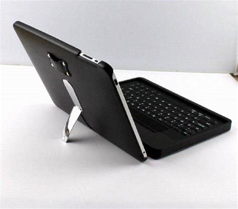 Menotek IPad Leather Case With Detachable Bluetooth Keyboard Gadgetsin