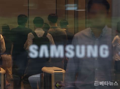 삼성전자·sk하이닉스 3분기 반도체 매출 최대치 예상… Sk 인텔 제치고 3위 도약