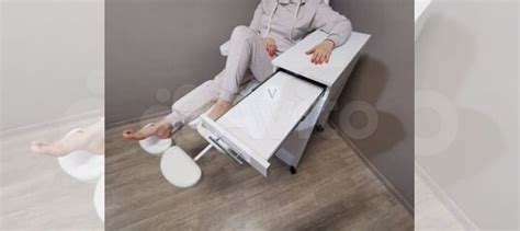 Стол подкатной для маникюра 4 руки новый с полкой купить в Самаре ...