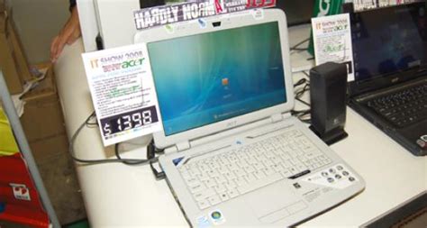 Hp And Compaq Booths It Show The Complete Coverage Part Hardwarezone Com Sg