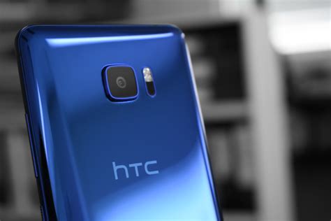 Review HTC Goes Premium With U Ultra Channelnews