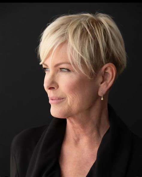 25 Gorgeous Pixie Haircuts For Women Over 60