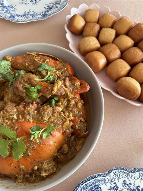 Singapore Chilli Mud Crab Fried Steamed Buns For Dipping R
