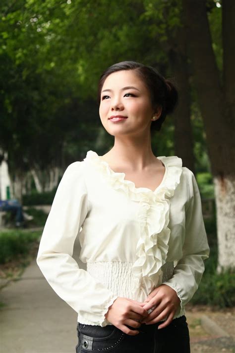 Biography Qian Wangs Personal Homepage