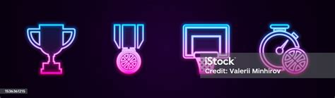 세트 라인 보너스 컵 농구 메달 백 보드 및 농구와 스톱워치 빛나는 네온 아이콘입니다 벡터 공 스포츠 장비에 대한 스톡 벡터 아트 및 기타 이미지 Istock