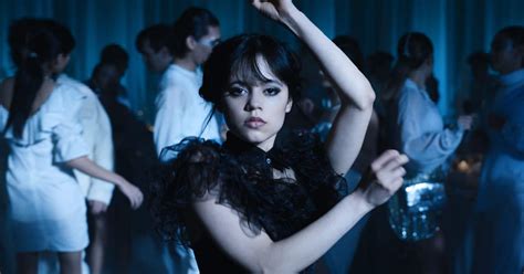 Что Дженна Ортега думает о том самом танце из сериала «Уэнсдей Thegirl