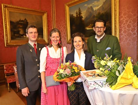 OÖ Kultur Gmbh Würdigung Von Isolde Perndl In Bad Ischl Salzkammergut