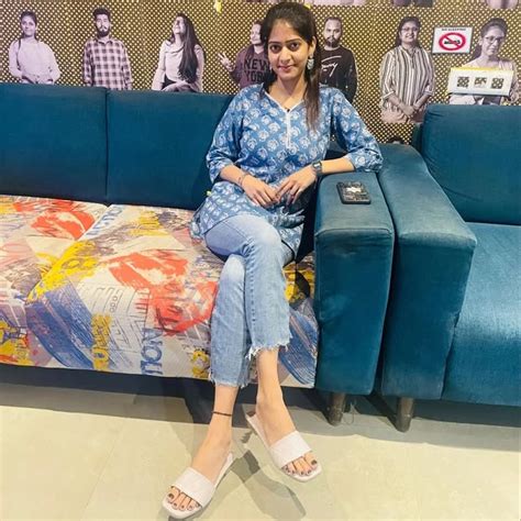 Ipshita Rana (@_.moody_mind._) • Threads, Say more