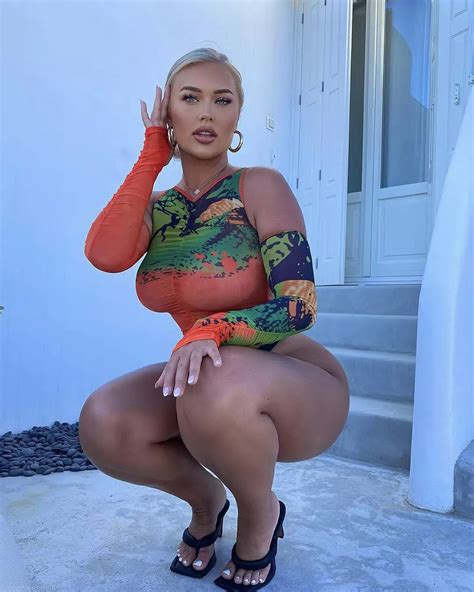 Stacked Nudes By Devon