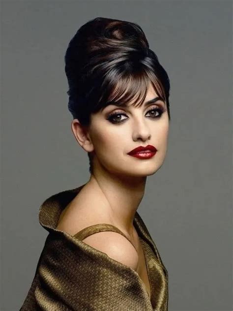40 Jaw Dropping Beehive Hairdos For Extravagant Women