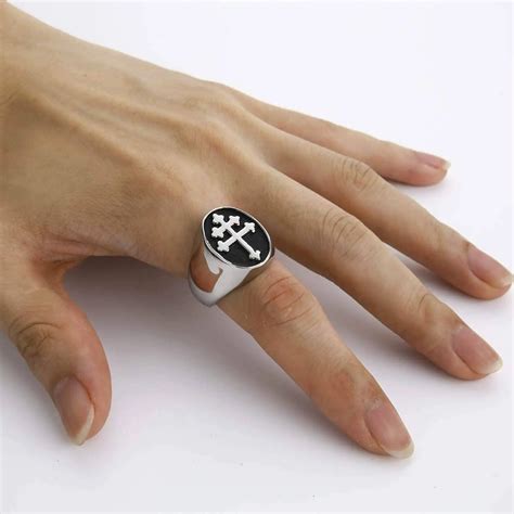 Types Of Crosses In Jewelry And Their Meanings Types Of Crosses In Jewelry And Their Meanings