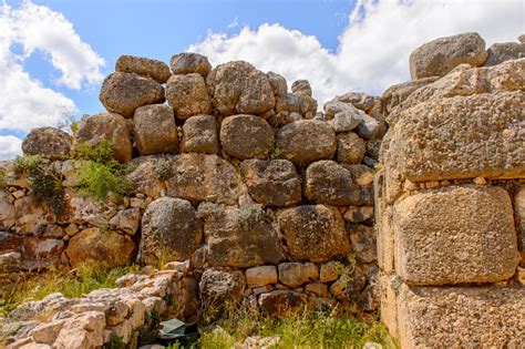 미케네 그리스 문명 펠로폰네소스 반도 그리스의 센터의 라이온 게이트 미케네는 그리스에서 유명한 고고학 사이트입니다 유네스코 세계