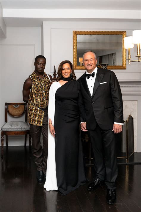 Kamala Harris Wears Off White For Surprise Met Gala 2025 Debut Vanity