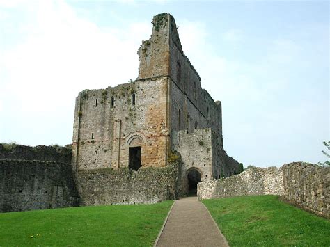 Life In A Medieval Castle