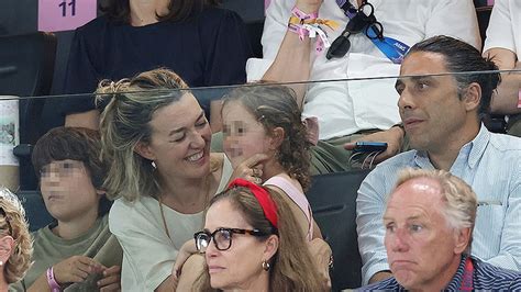 Marta Ortega Pura Ternura Con Sus Hijos Amancio Y Matilda En Los