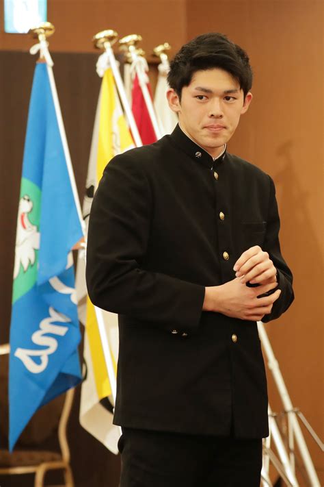 奥川、佐々木らが出席 2020年npb新人研修会 Moment日刊ゲンダイ