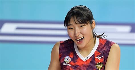 정지윤 ‘카메라 단독샷 차지한 댄스 퍼포먼스 Mk포토 정지윤 ‘카메라 단독샷 차지한 댄스 퍼포먼스 Mk포토