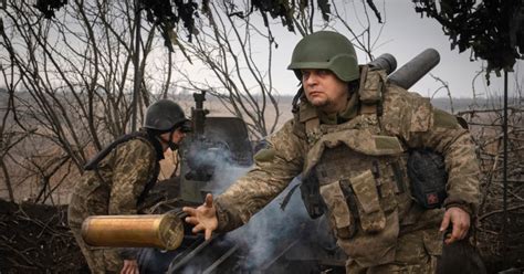 Генштаб за добу ЗСУ відбили 26 атак РФ на Авдіївському напрямку