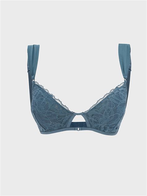Lc Waikiki Non Wired Non Padded Lace Bralette W39061z8 H8x W39061z8 H8x Lc Waikiki