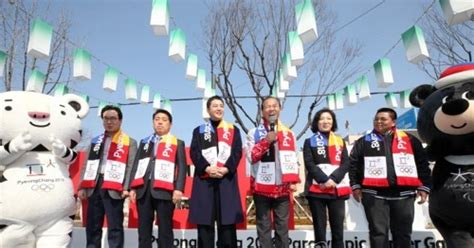 강릉 월화거리 찾은 장근석